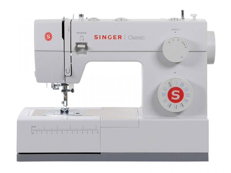 Singer 44S Sewing Machine Review 2022 - A Heavy-Duty Performer